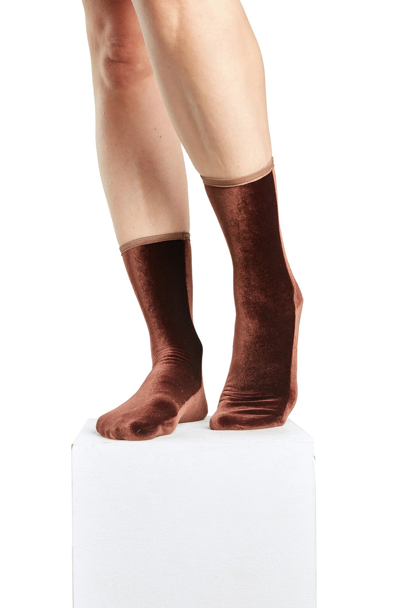 Simone Wild | Velvet Ankle Socks | Nut – One of a few